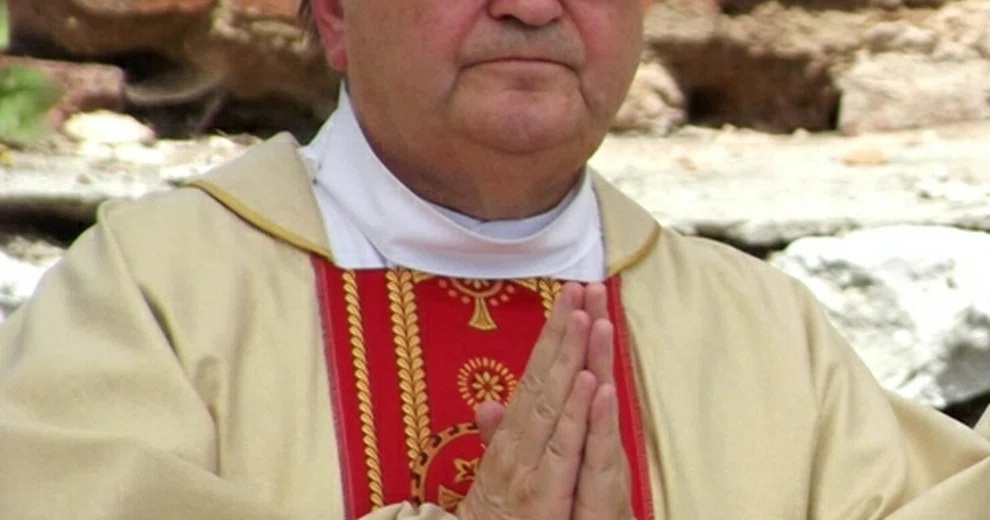 Ksiądz Rydzyk zaprasza na swoją uczelnię. Opłata za czesne zwala z nóg ...